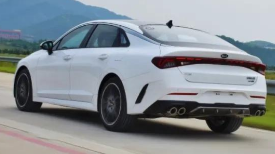 起亚K5凯酷8AT是哪个厂家-百度经验